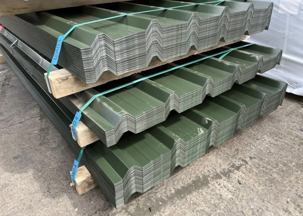 Cheap Packs of 8ft Juniper Green PVC Plastisol Coated Scintilla Finish ...