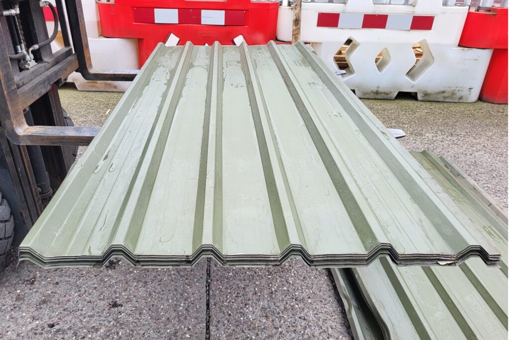 Cheap Pack 20 x 8ft Olive Green PVC Plastisol Coated Leather Grain ...